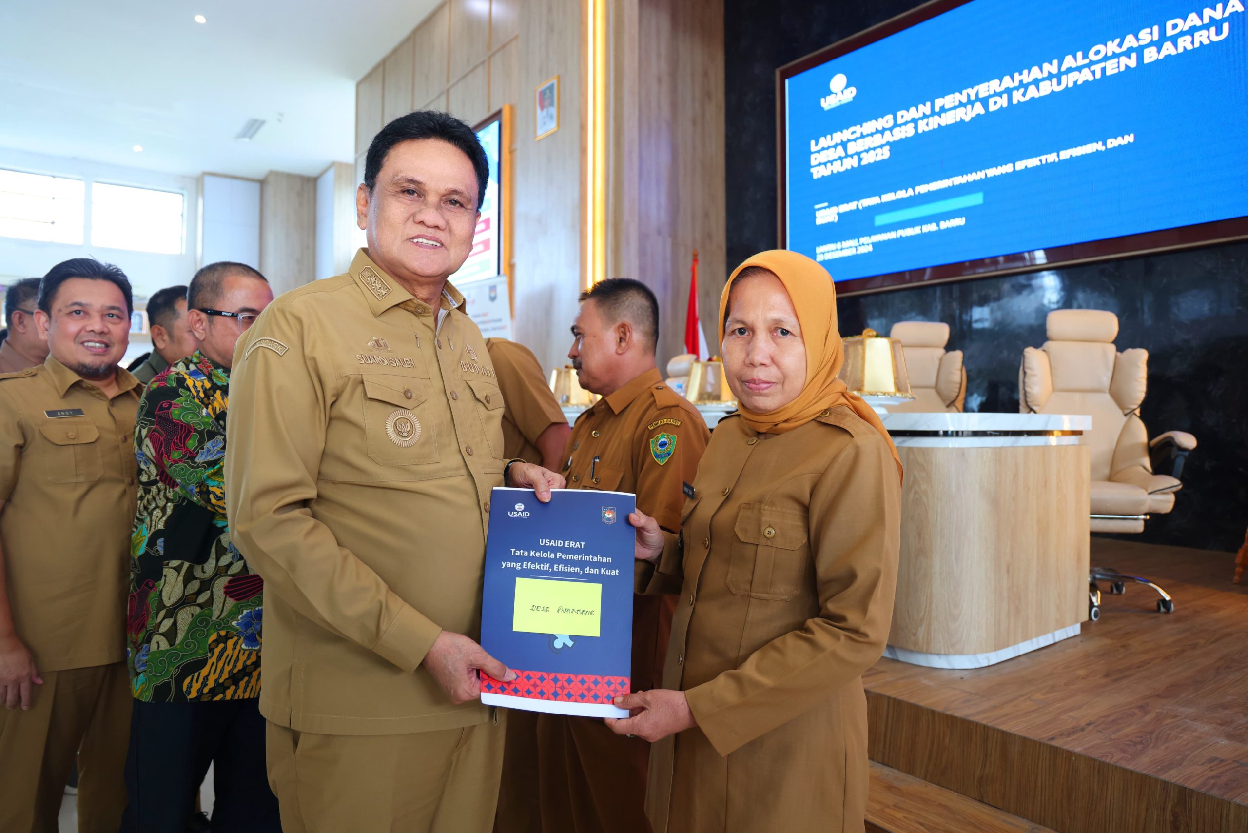 Bupati Barru Resmi Melakukan Launching Dan Penyerahan Alokasi Dana ...